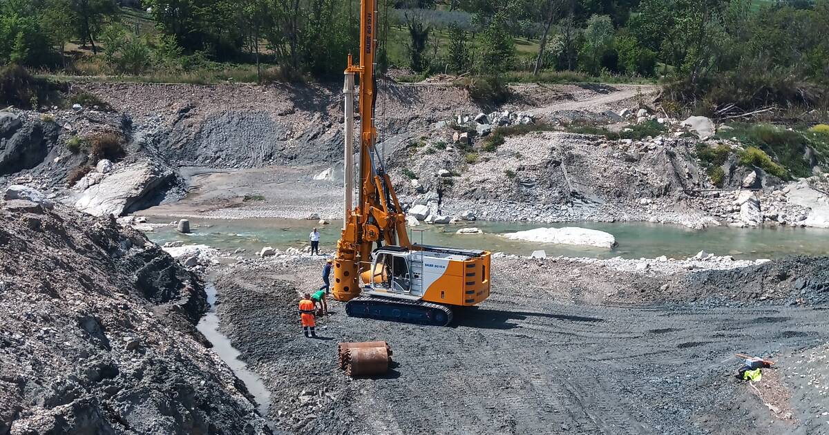 Drilling Rig BG 15 H BT 50 | BAUER Equipment America, Inc.