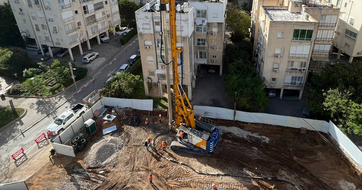 Drilling Rig BG 30 H BT 85 | BAUER Equipment America, Inc.